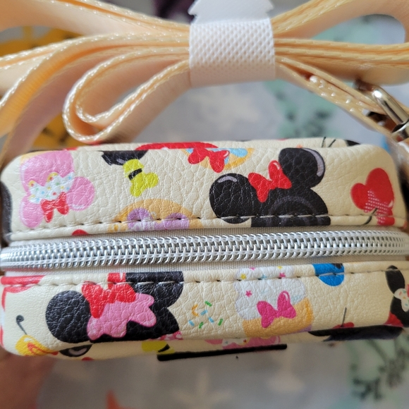 Disney | Bags | Disney Crossbody Bag | Poshmark